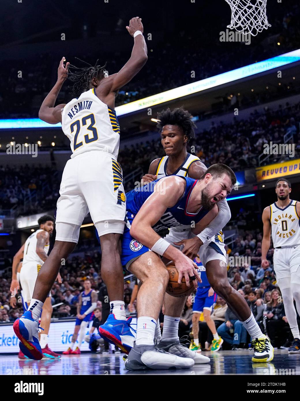 Los Angeles Clippers guard Brandon Boston Jr. (4) is tied up by Indiana ...