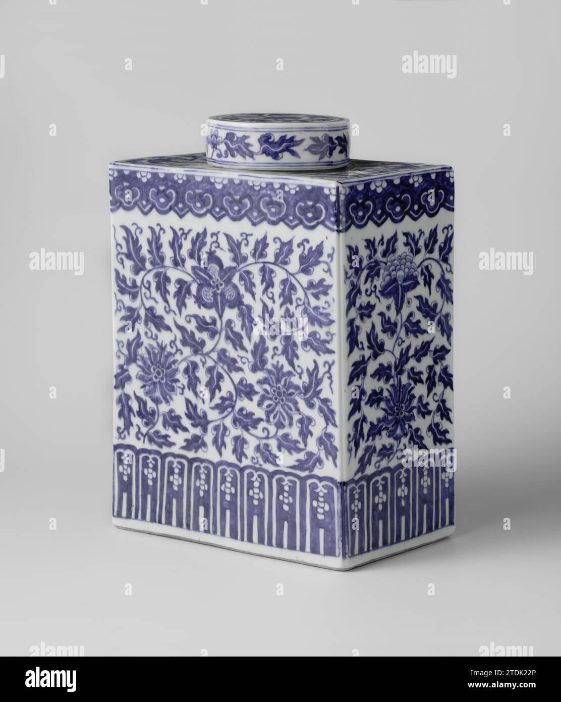 Rectangular tea caddy with flower scrolls and bats, anonymous, c. 1875 ...