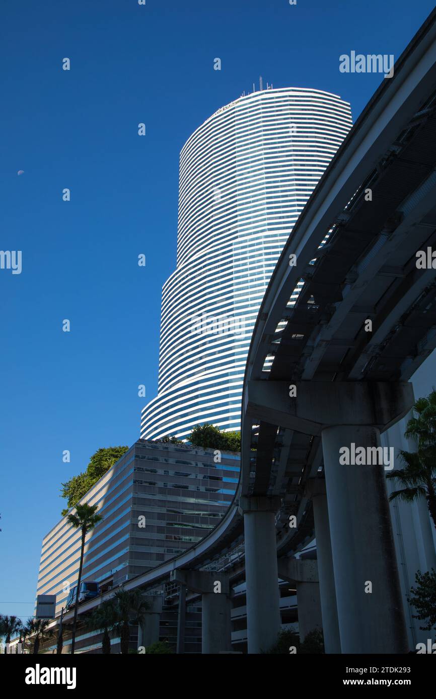 Metromover rail track and skyscraper building, Miami, Florida, USA ...