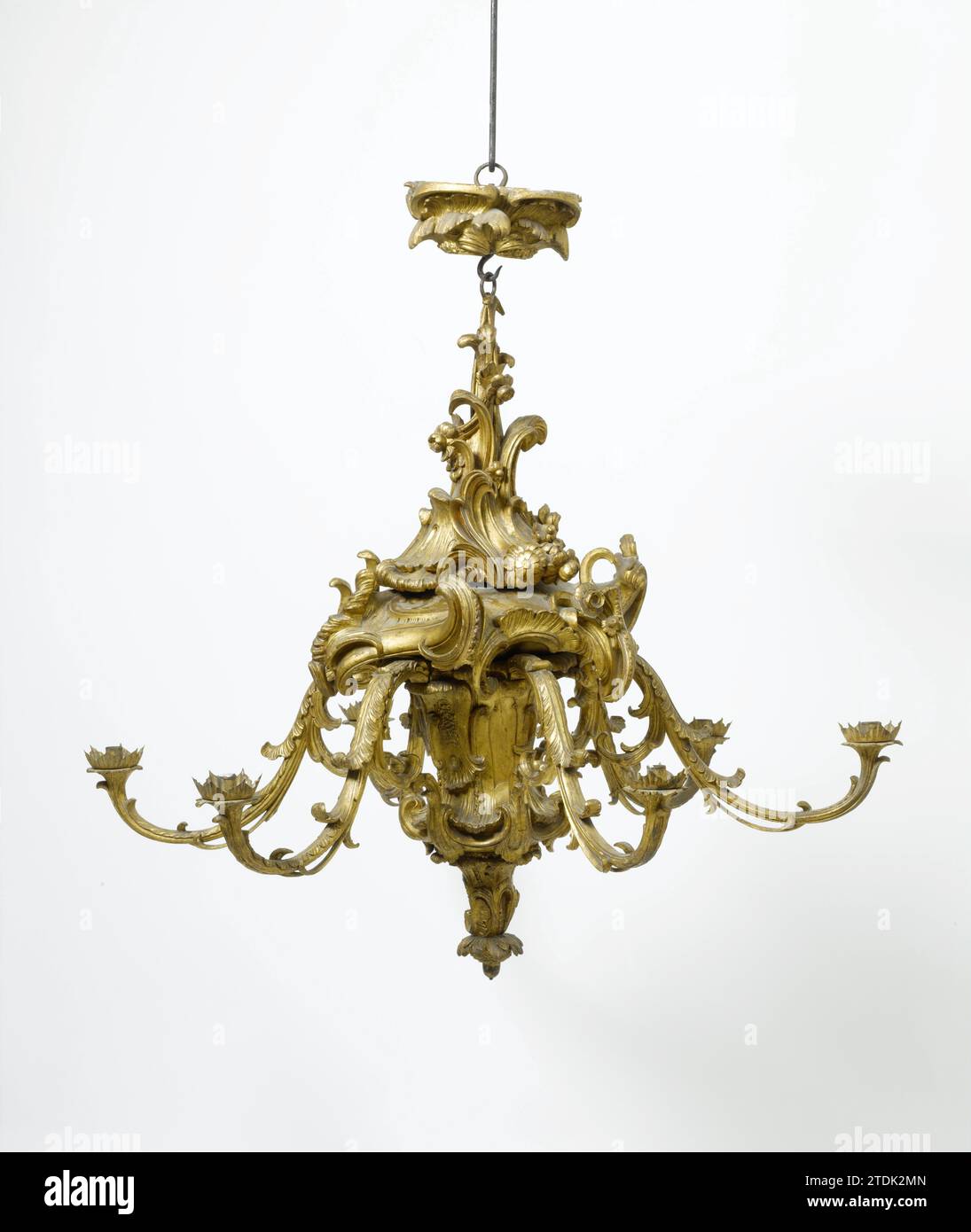 Oval ceiling piece hi-res stock photography and images - Alamy