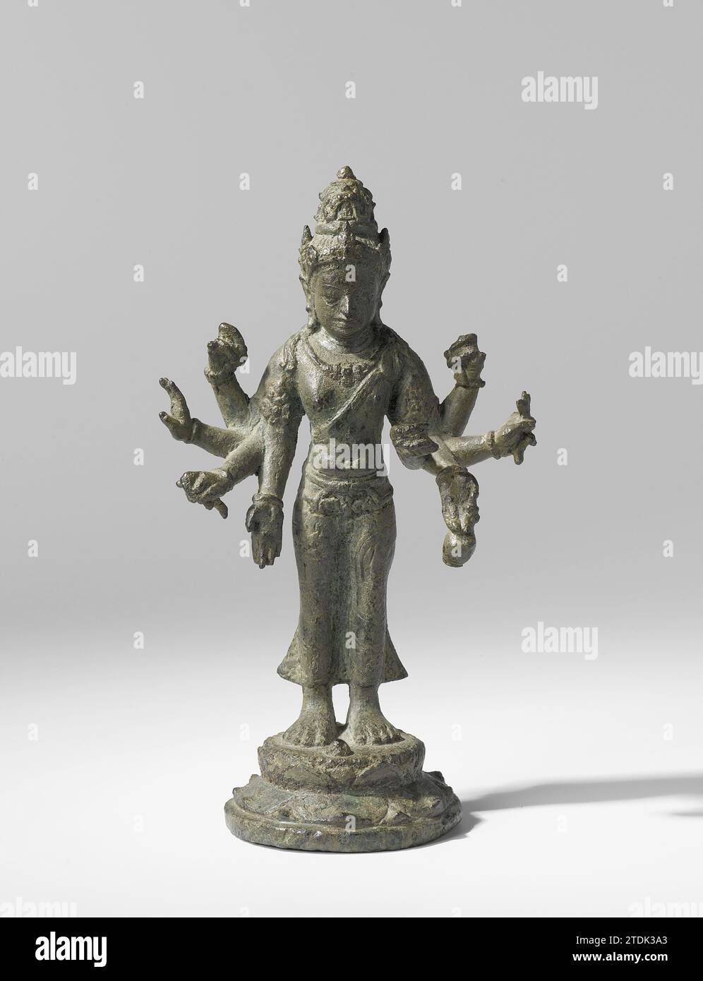 Lokeshvara and Kuvera (Jambhala), anonymous, 850 - 899 Bronze statue ...