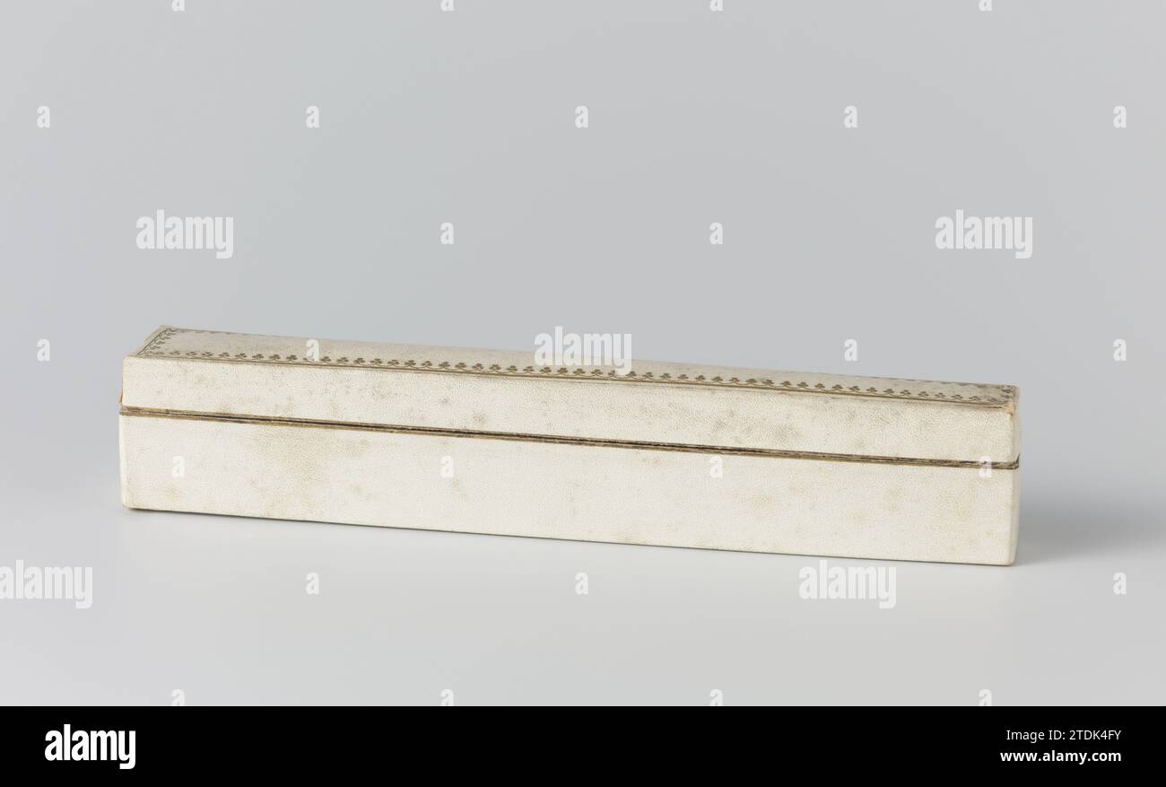 Waaaard box made of paper, tapered, exterior covered with finely ...