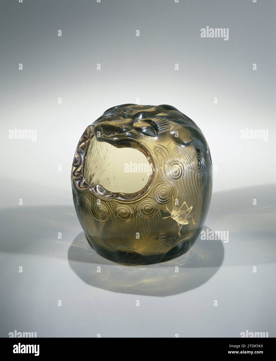 Vase (Japanese monster head), Émile Gallé, 1876 Vase of smoke -colored ...