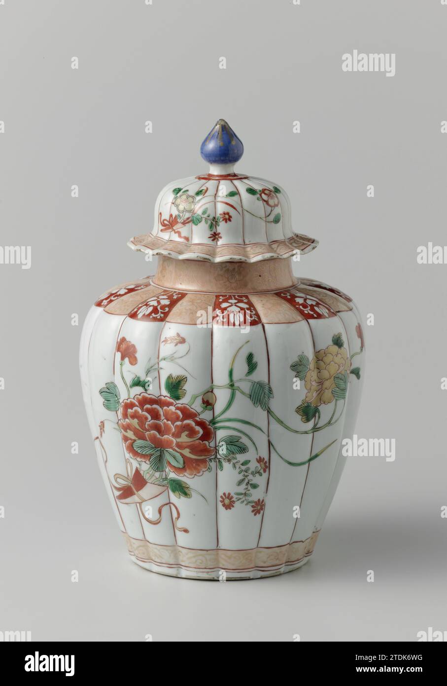 Lobed covered jar with two bouquets and flower scrolls, anonymous, c ...