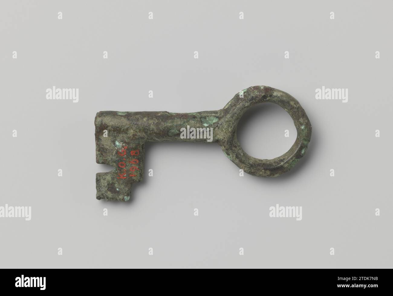 Pipe key, c. 1400 - c. 1950 Pipe key with ring -shaped eye. Rome bronze ...