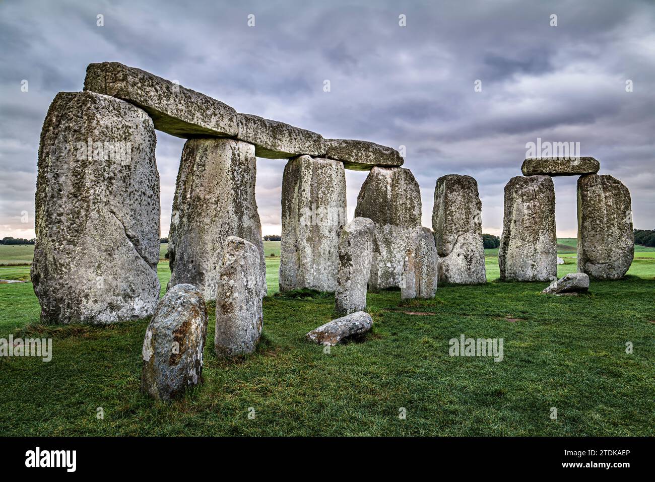 STONEHENGE (3000-2000 BCE) SALISBURY WILTSHIRE UNITED KINGDOM Stock ...