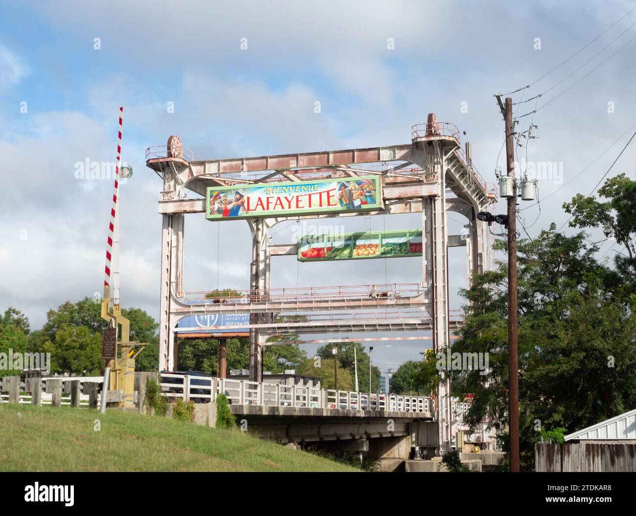 Pinhook Bridge in Lafayette, Louisiana, with a colorufl handpainted ...