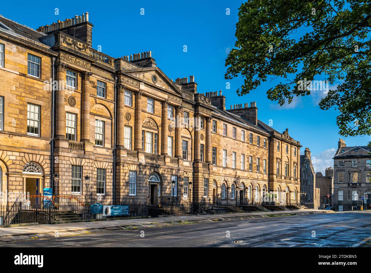 Architecture monuments hi-res stock photography and images - Alamy