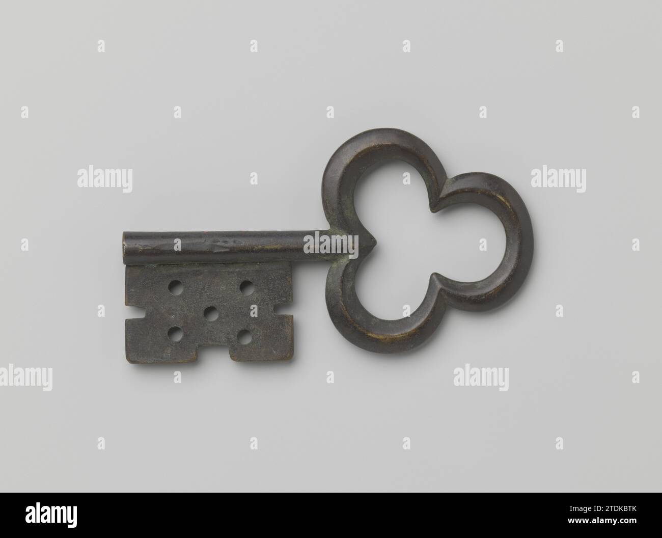 Key, 1400 - 1500 Key with three -step eye. The flat beard has five ...