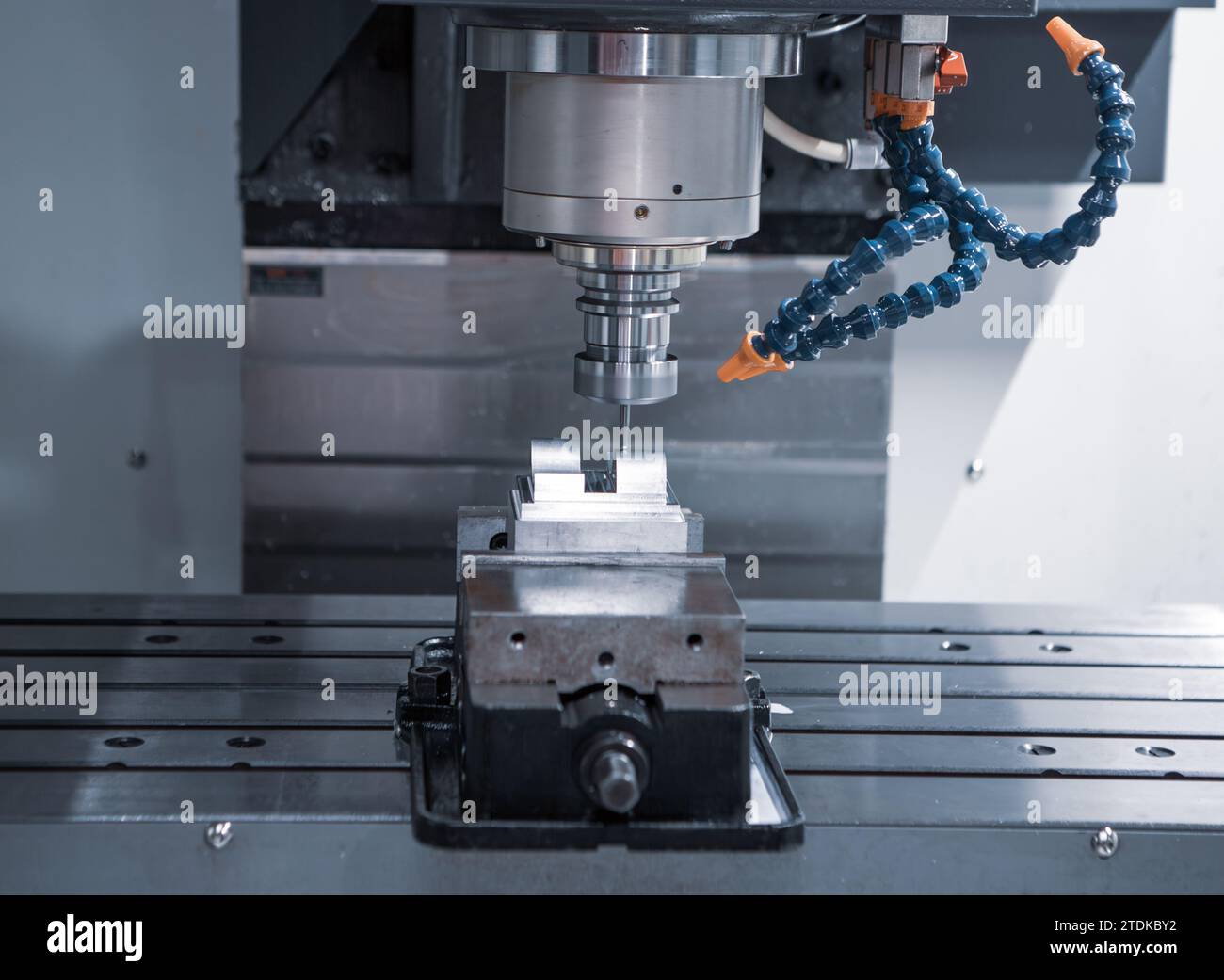 High Precision Cnc Machining Center Machine Cutting Workpiece Industrial Metalworking