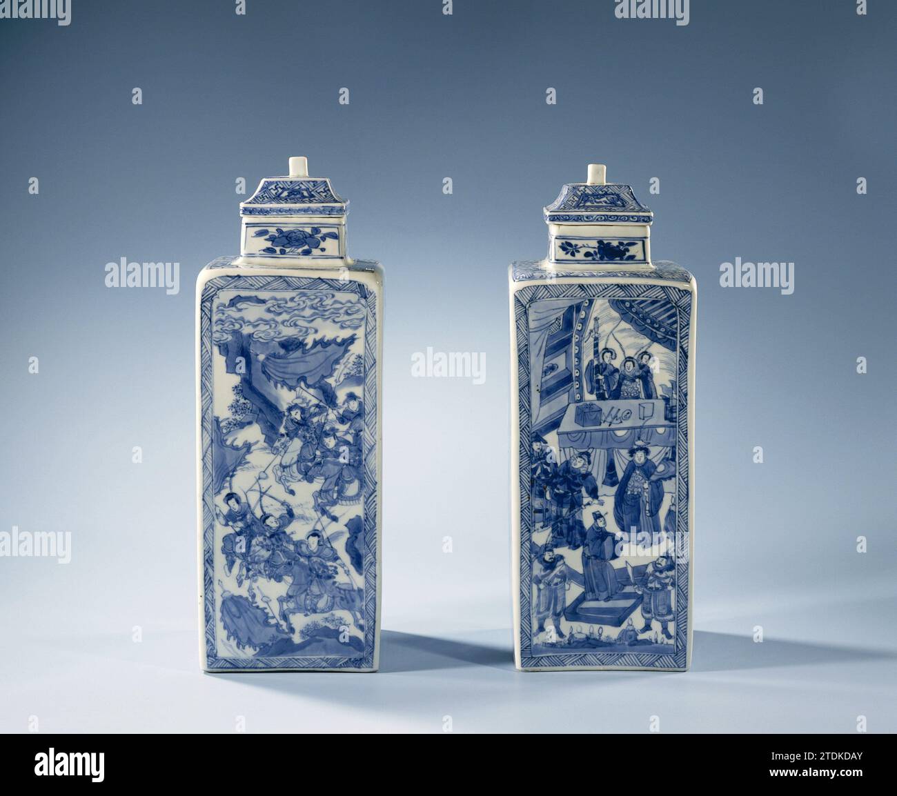 Four standing warriors hi-res stock photography and images - Alamy