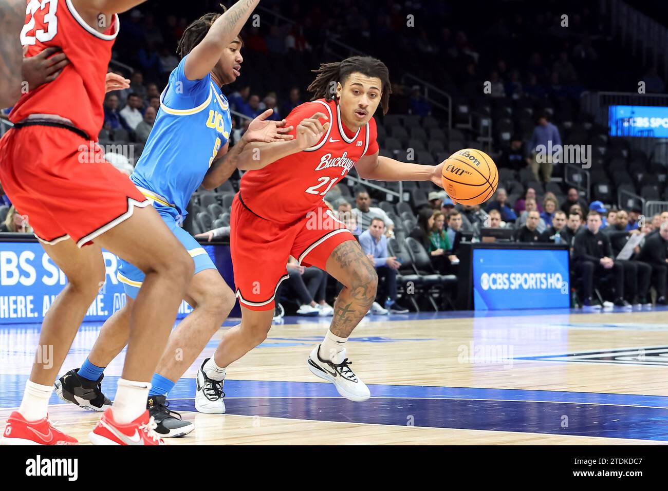 ATLANTA, GA - DECEMBER 16: Ohio State Buckeyes forward Devin Royal (21 ...