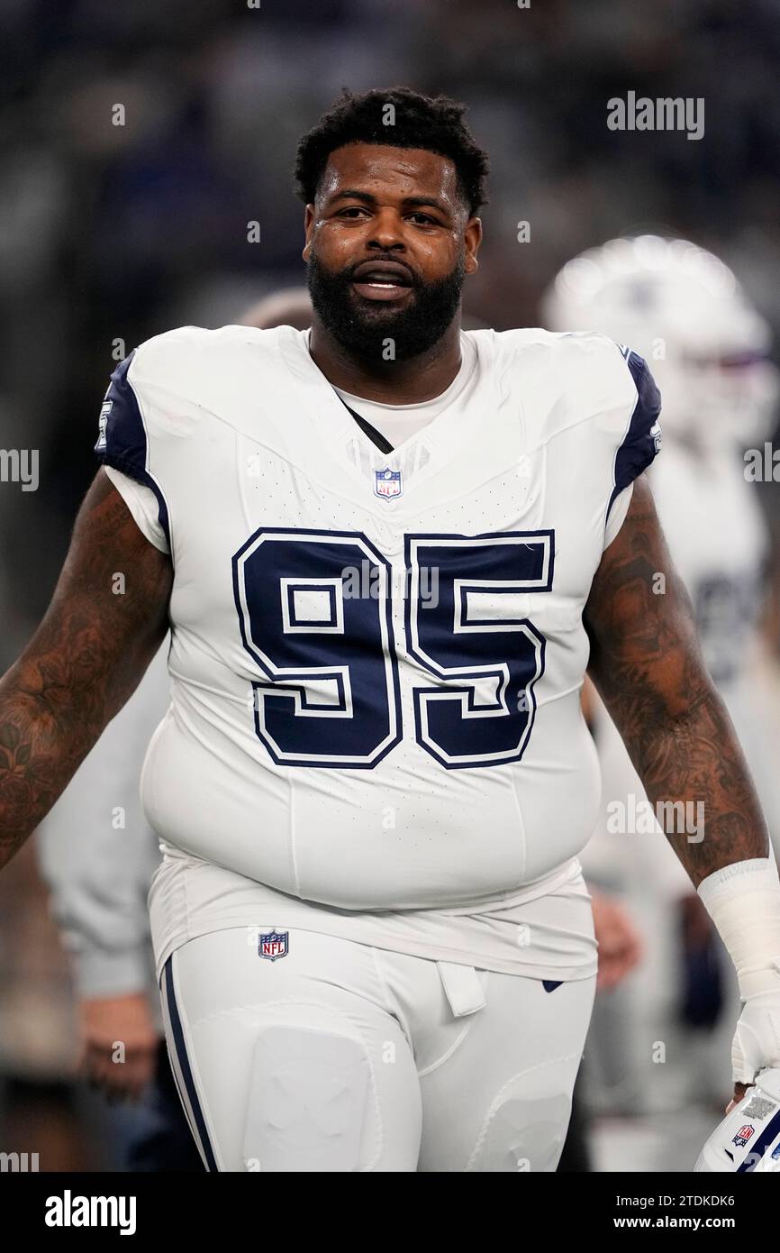 Dallas Cowboys defensive tackle Johnathan Hankins walks off the field ...