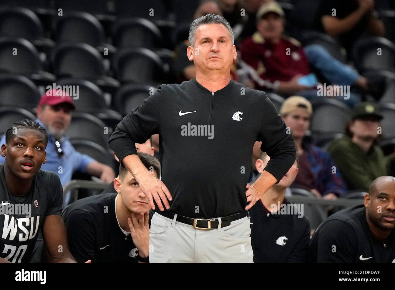 Washington State head coach Kyle Smith during the first half of an NCAA ...