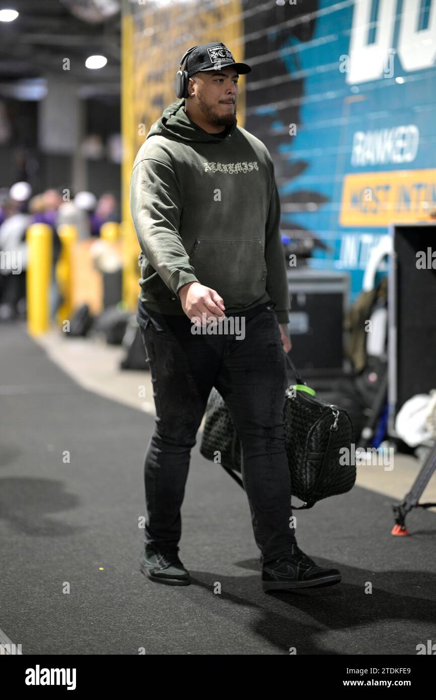 Baltimore Ravens offensive tackle Daniel Faalele arrives to the stadium ...