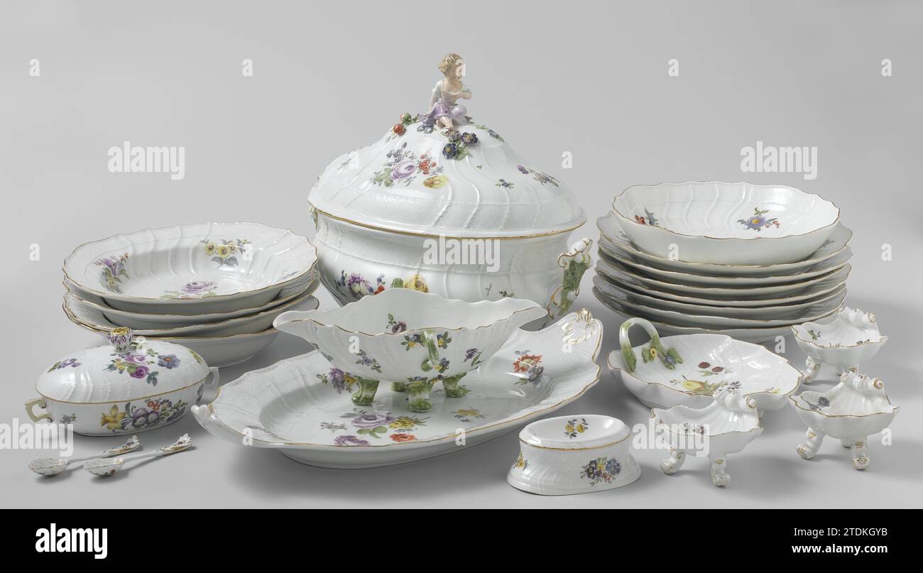 Percies, Meissen porcelain manufactory, c. 1750 - c. 1760 Servies of ...