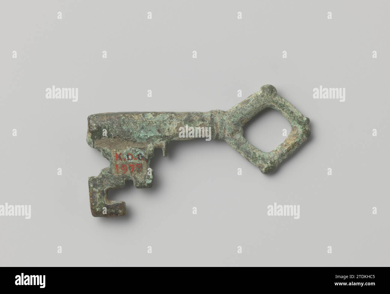 39 keys from the collection of Emmanuel Vita Israël, c. 1200 - c. 1300 ...