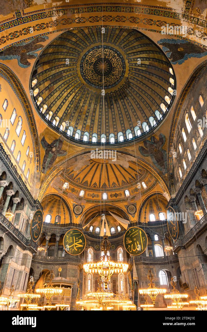 Hagia sophia interior 2023 hi-res stock photography and images - Alamy