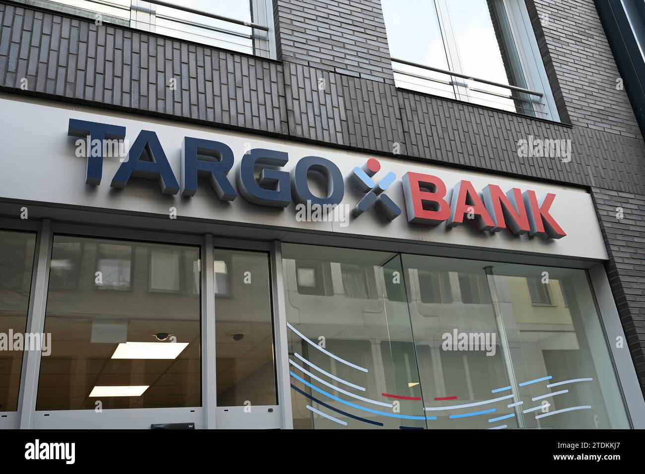 Logo, Schriftzug der TargoBank an einer Filiale *** TargoBank logo ...