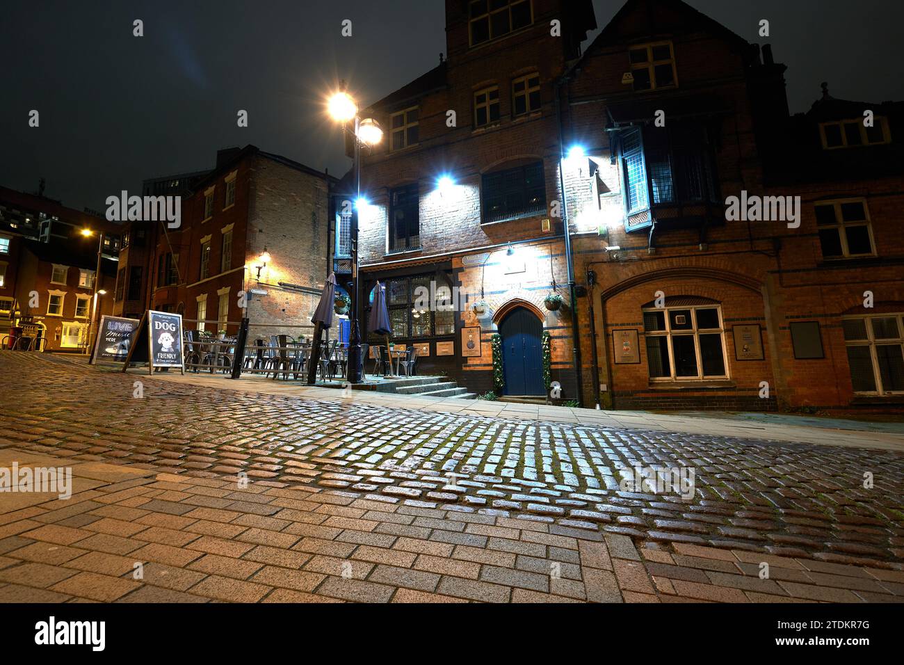 Wet cobbled street in Nottingham, UK Stock Photo - Alamy