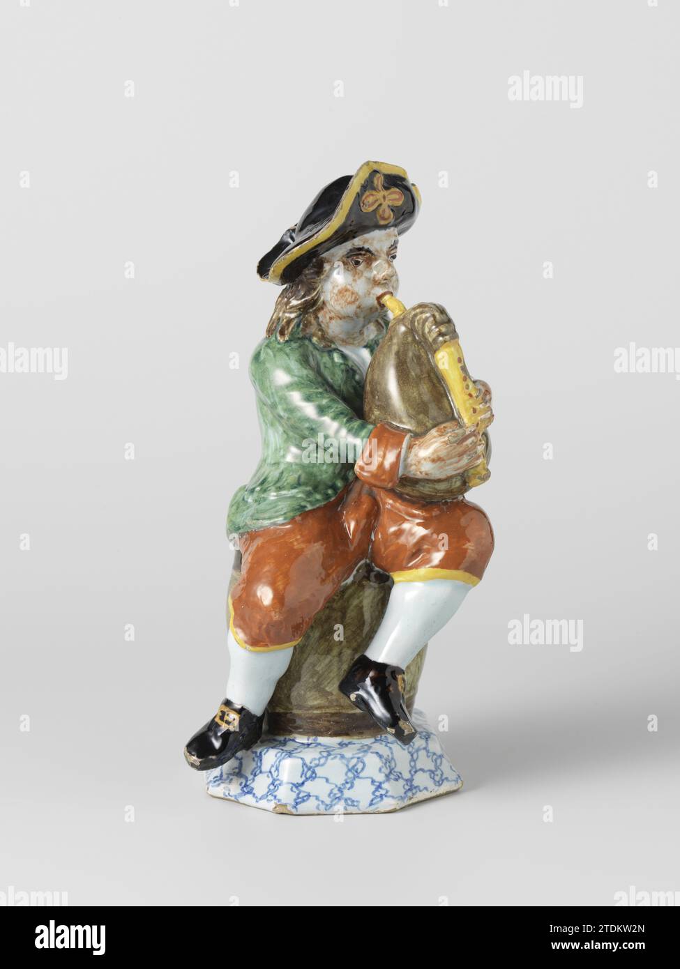 Bagpipe player of multicolored painted Faïence, the Porceleyne Byl, c ...