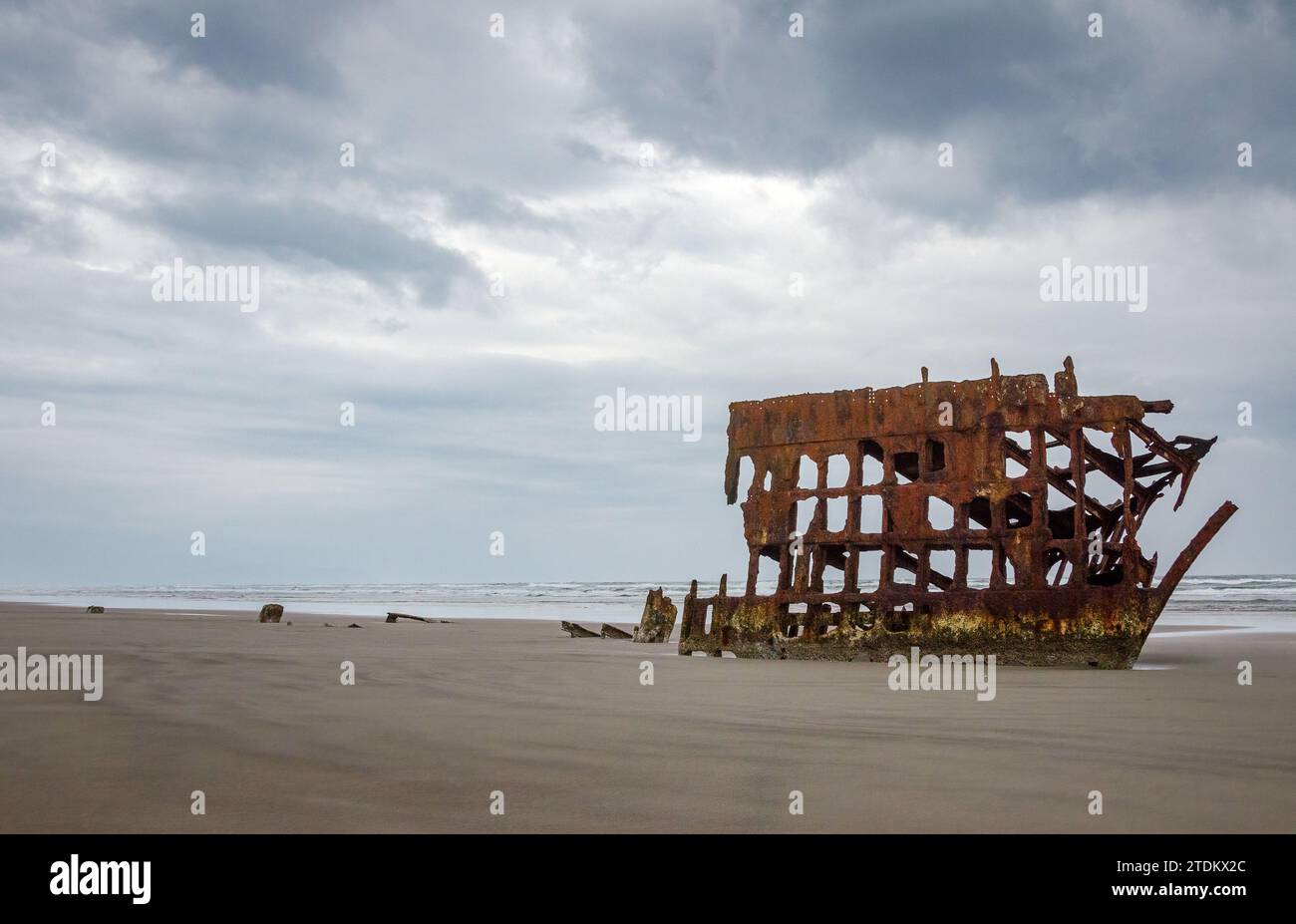 Wreck of the Peter Iredale at Fort Stevens State Park in Oregon, USA ...