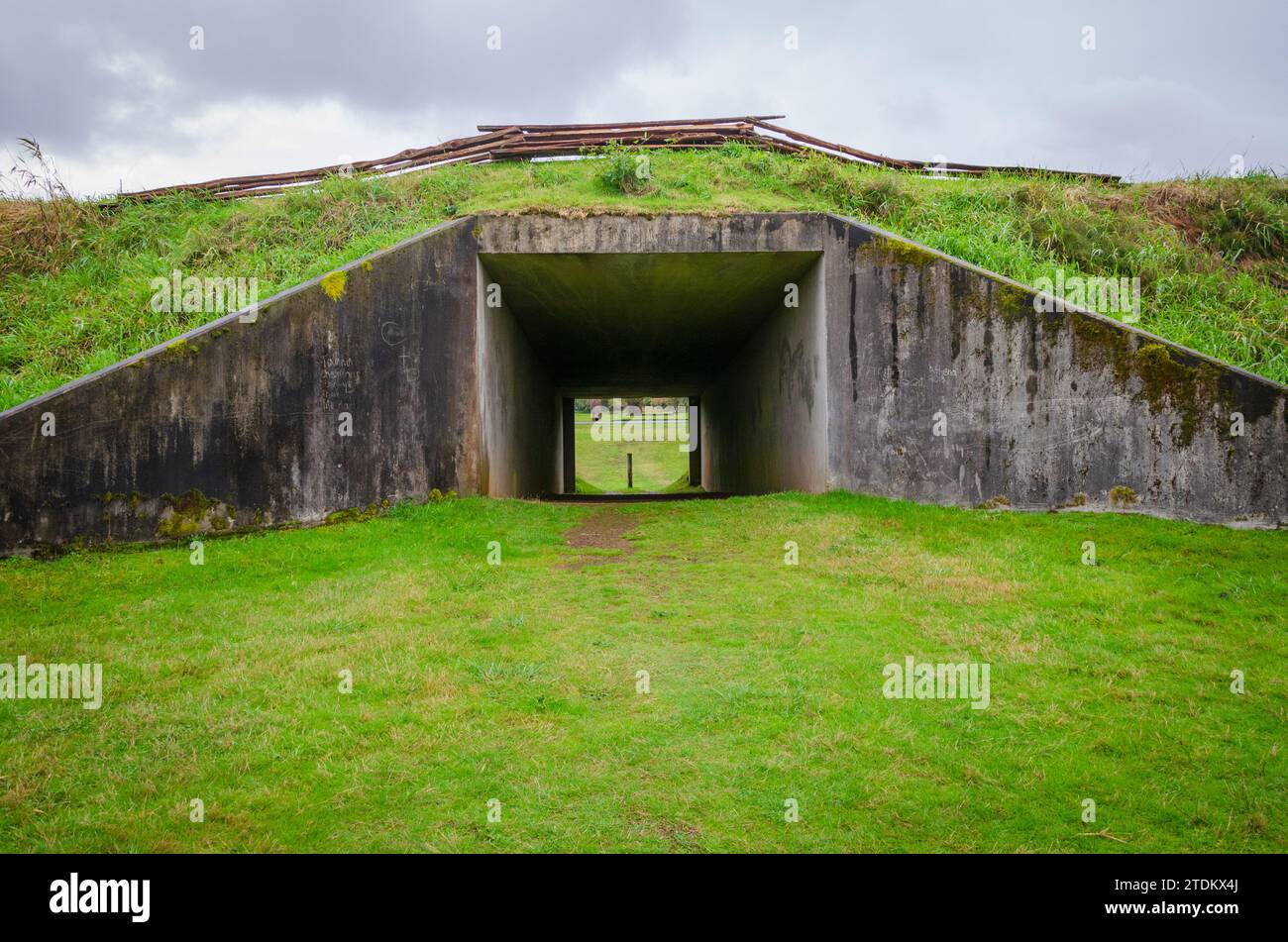 Fort stevens military structures hi-res stock photography and images ...