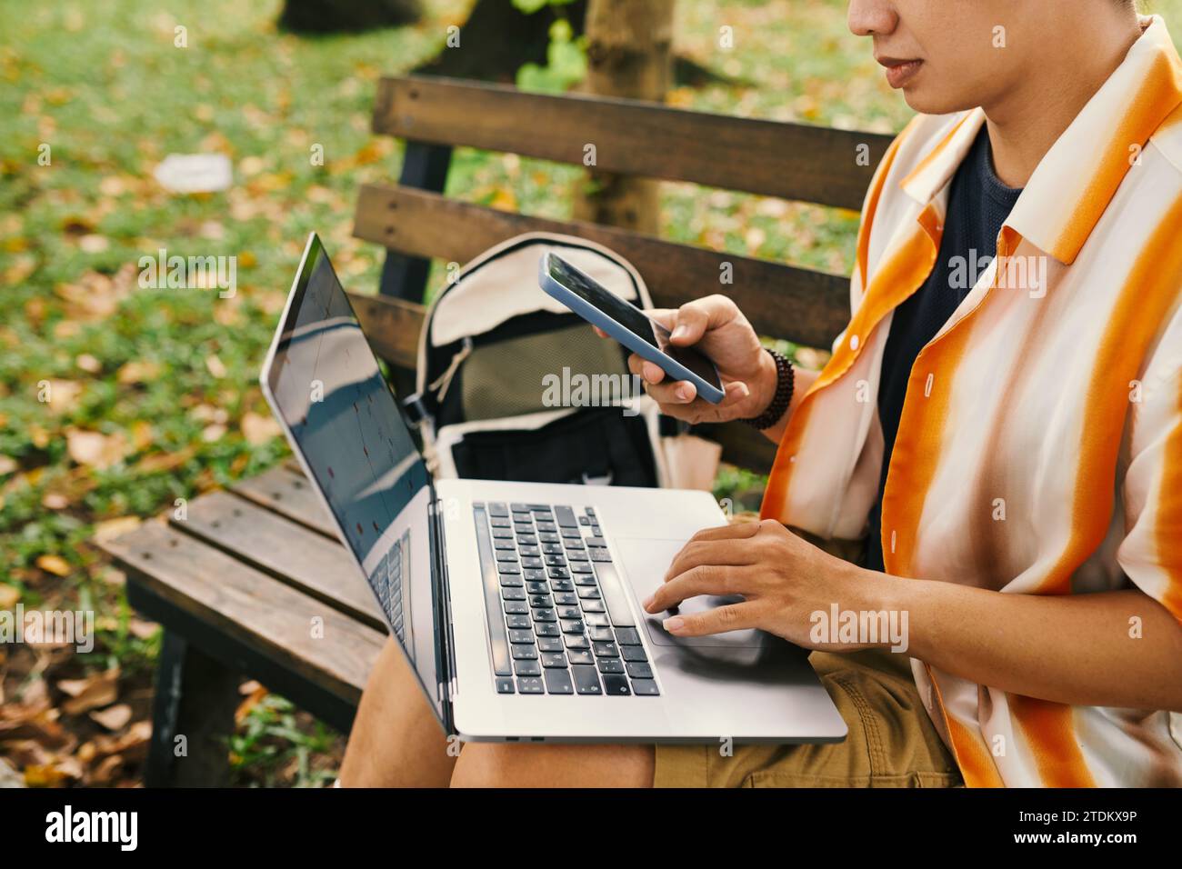 Software notification hi-res stock photography and images - Alamy