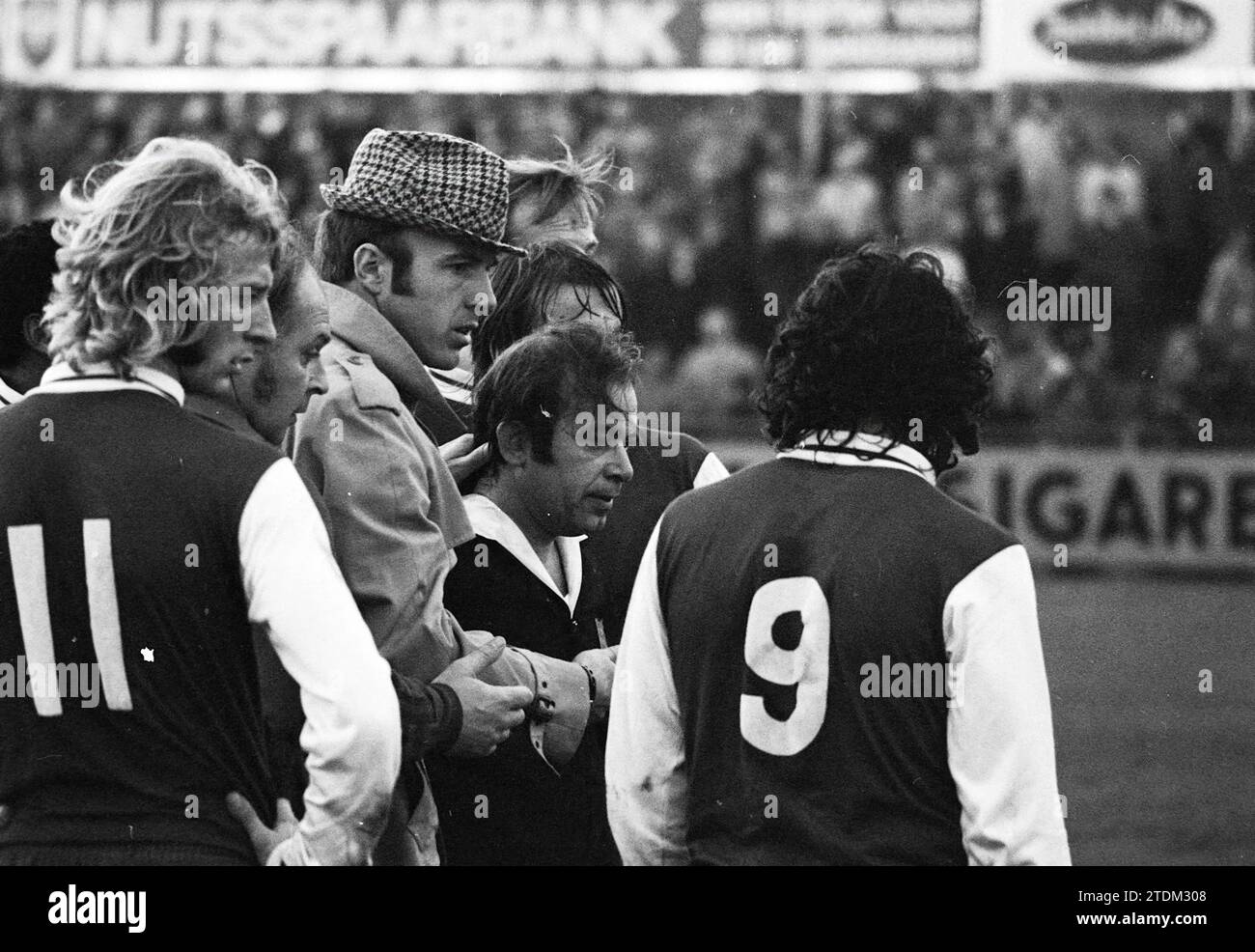 12 1972 hi-res stock photography and images - Alamy