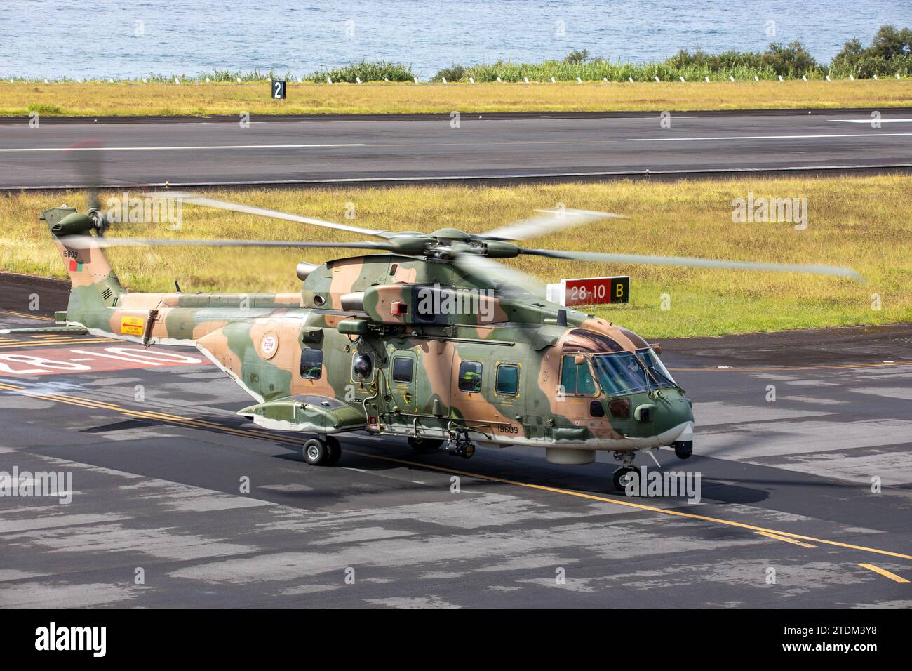 Aeroporto da horta hi-res stock photography and images - Alamy