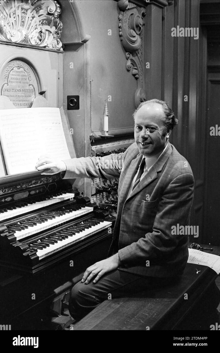 Organist Klaas Bolt, Organs and organists, 14-05-1970, Whizgle News ...