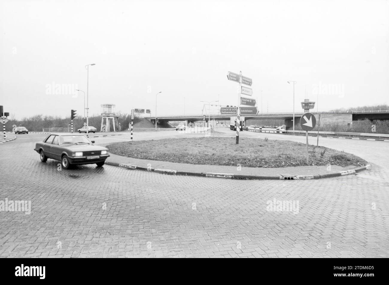 Crossing Oude Schipholweg, 'roundabout', Roads, road construction, road ...