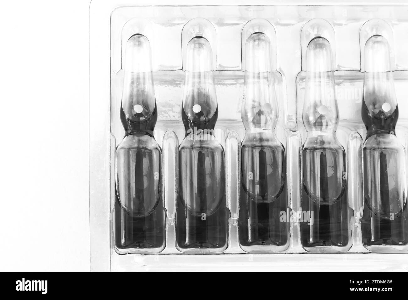 Injectable medicament hi-res stock photography and images - Alamy