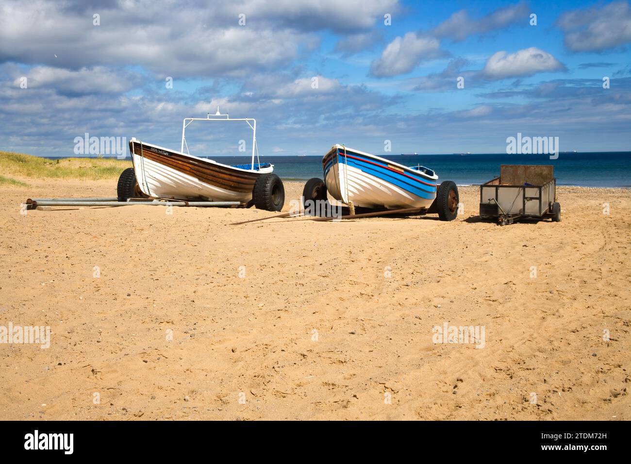 fishing boats on the beach at marske by the sea in north yorkshire ...