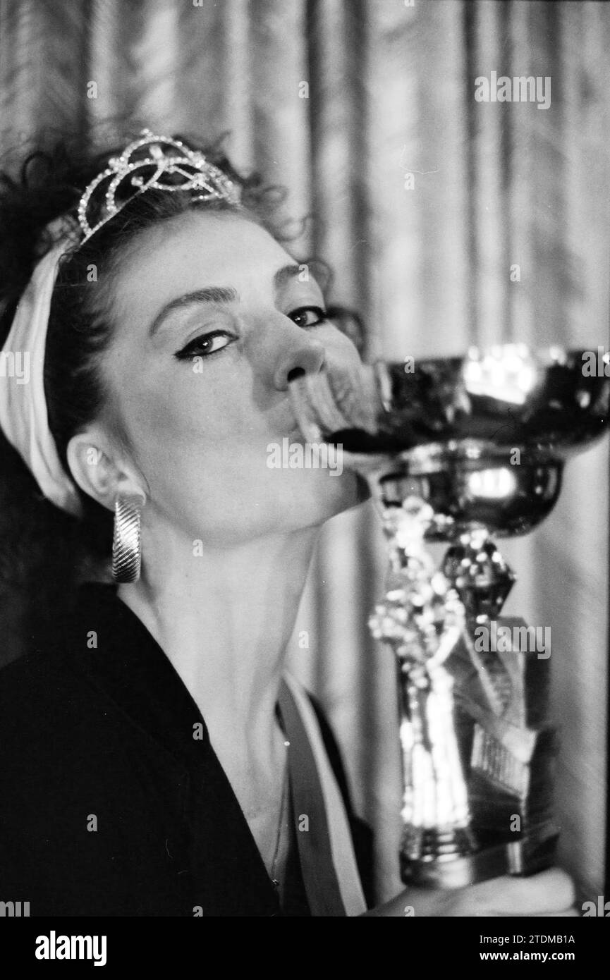 Miss haarlem cup hi-res stock photography and images - Alamy