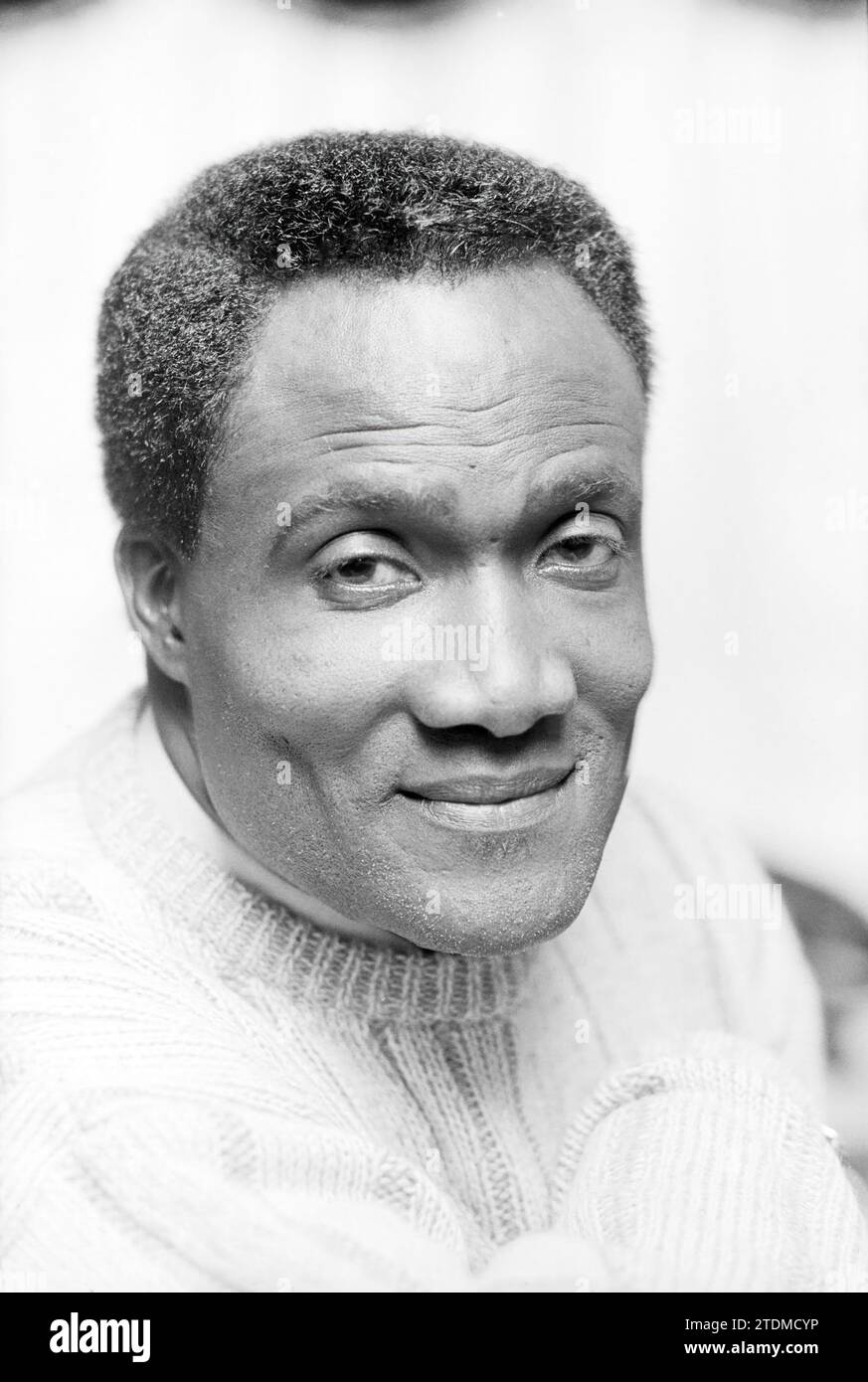 25 11 1993 hi-res stock photography and images - Alamy