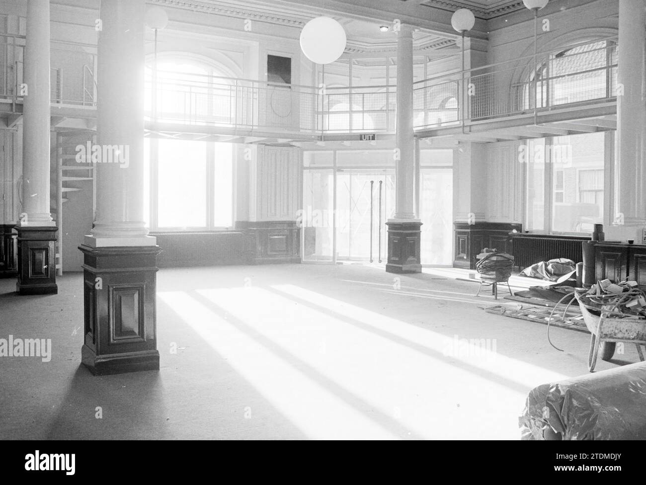 Renovation of concert hall, concert hall, concert hall, 28-01-1986 ...