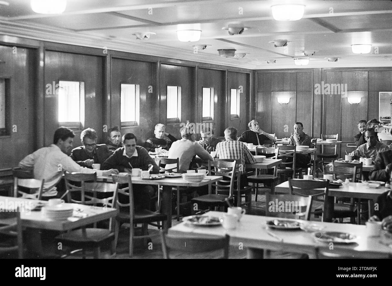 Arosa - Sun ship inhabited, blast furnaces, Italians, 26-07-1961 ...