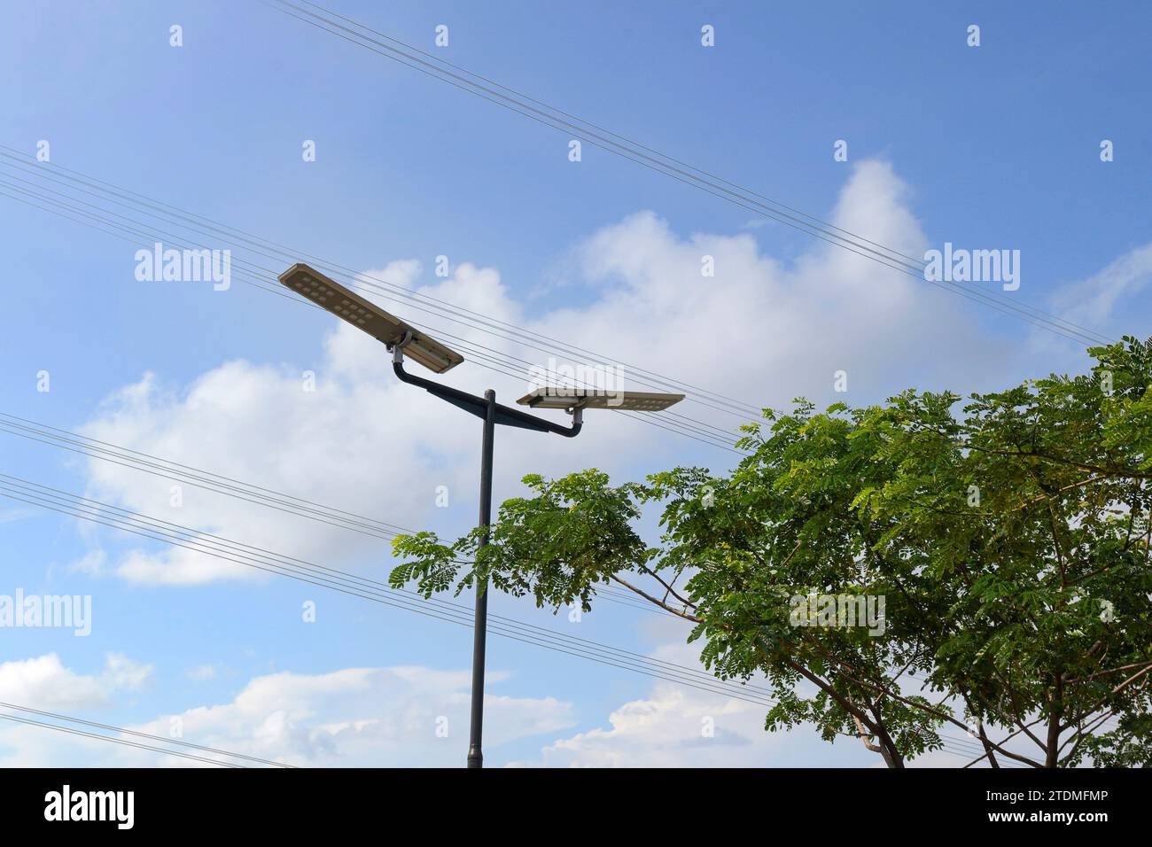 Street light poles hi-res stock photography and images - Alamy