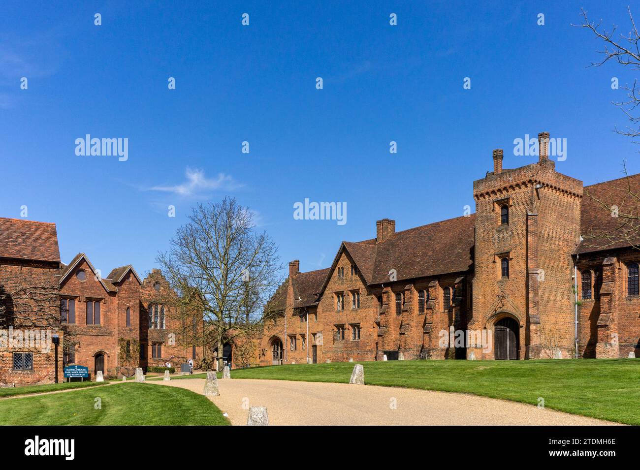 Entrance to the grounds of Hatfield House with the Old Palace, dating ...