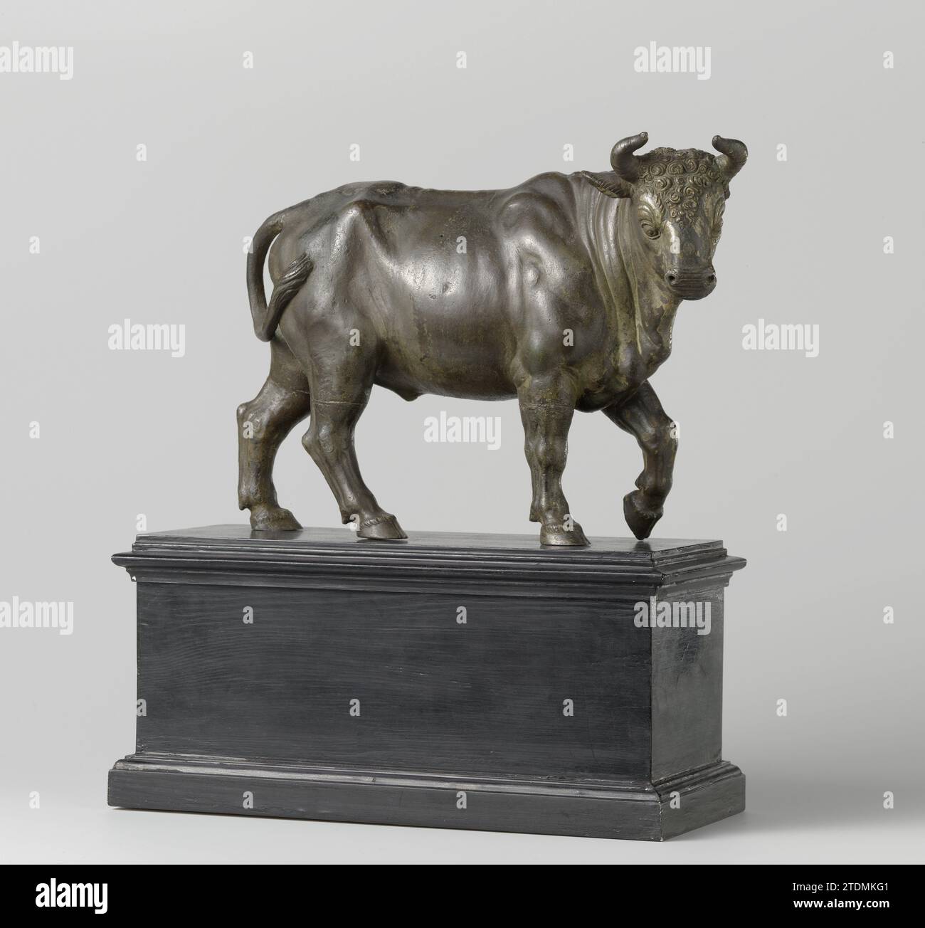 Bull, Hans Reisinger (attributed to), c. 1590 - c. 1598 The left front ...