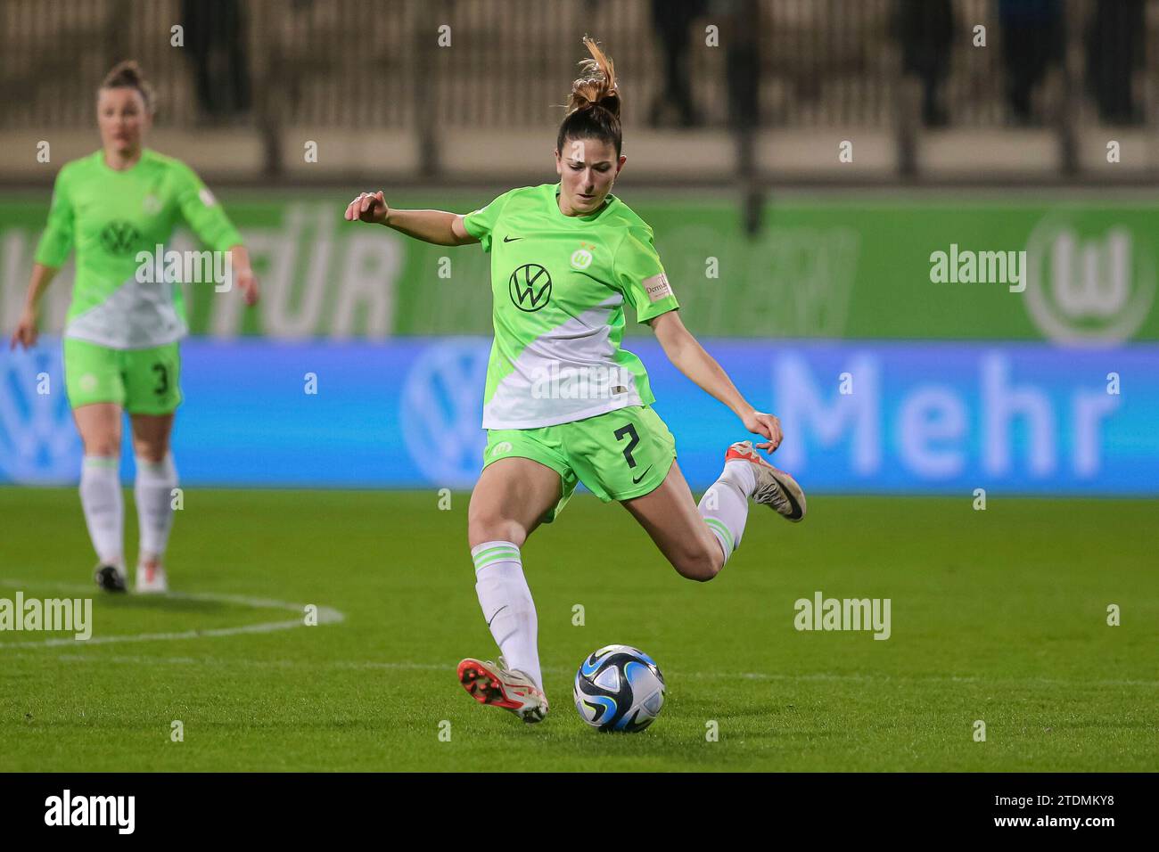 Werderfrauen hi-res stock photography and images - Alamy