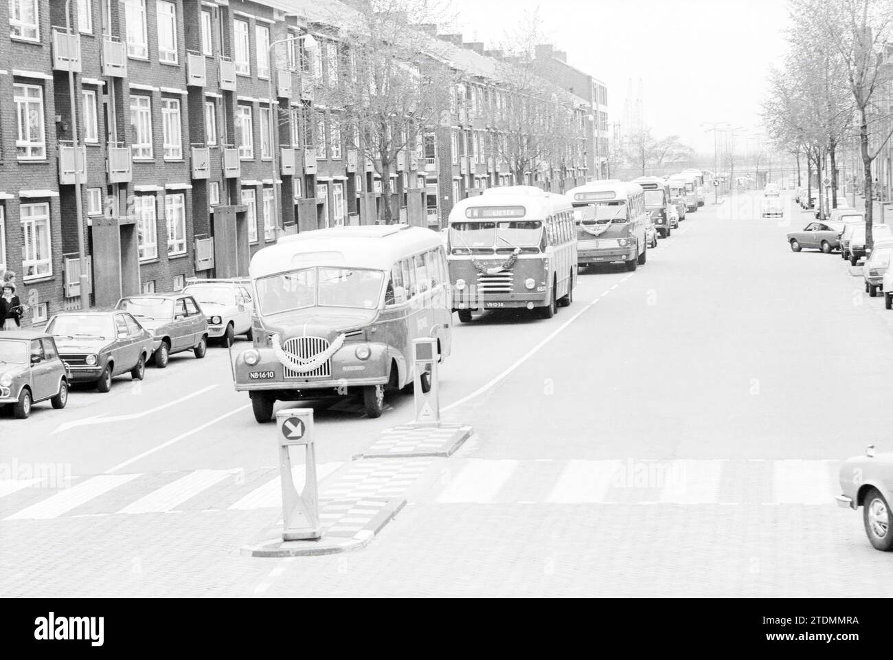 Antique buses, IJm., buses, bus tours, IJmuiden, The Netherlands, 05-05 ...