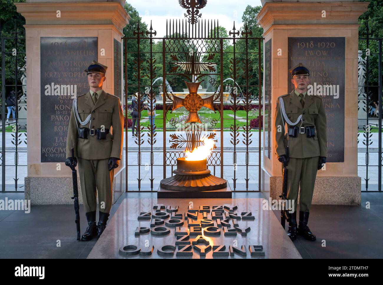 Grabmal des Unbekannten Soldaten, Plac Marszalka Jozefa Pilsudskiego ...