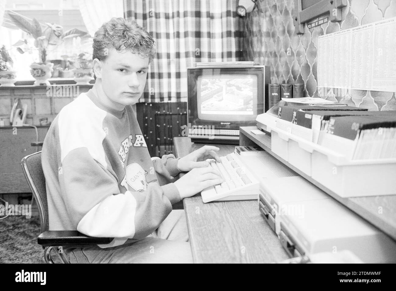 Alexander bellstraat hi-res stock photography and images - Alamy