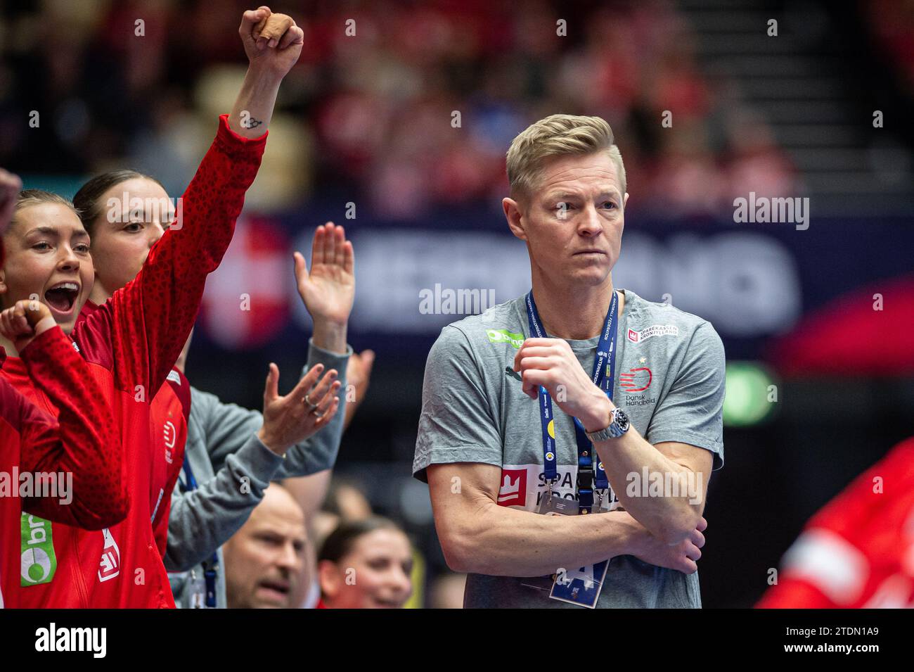 Herning, Denmark. 17th, December 2023. Head coach Jesper Jensen of ...