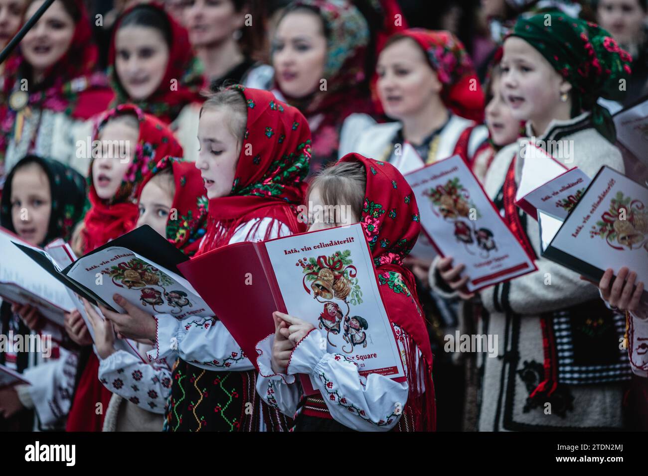 Colinde romanesti hi-res stock photography and images - Alamy