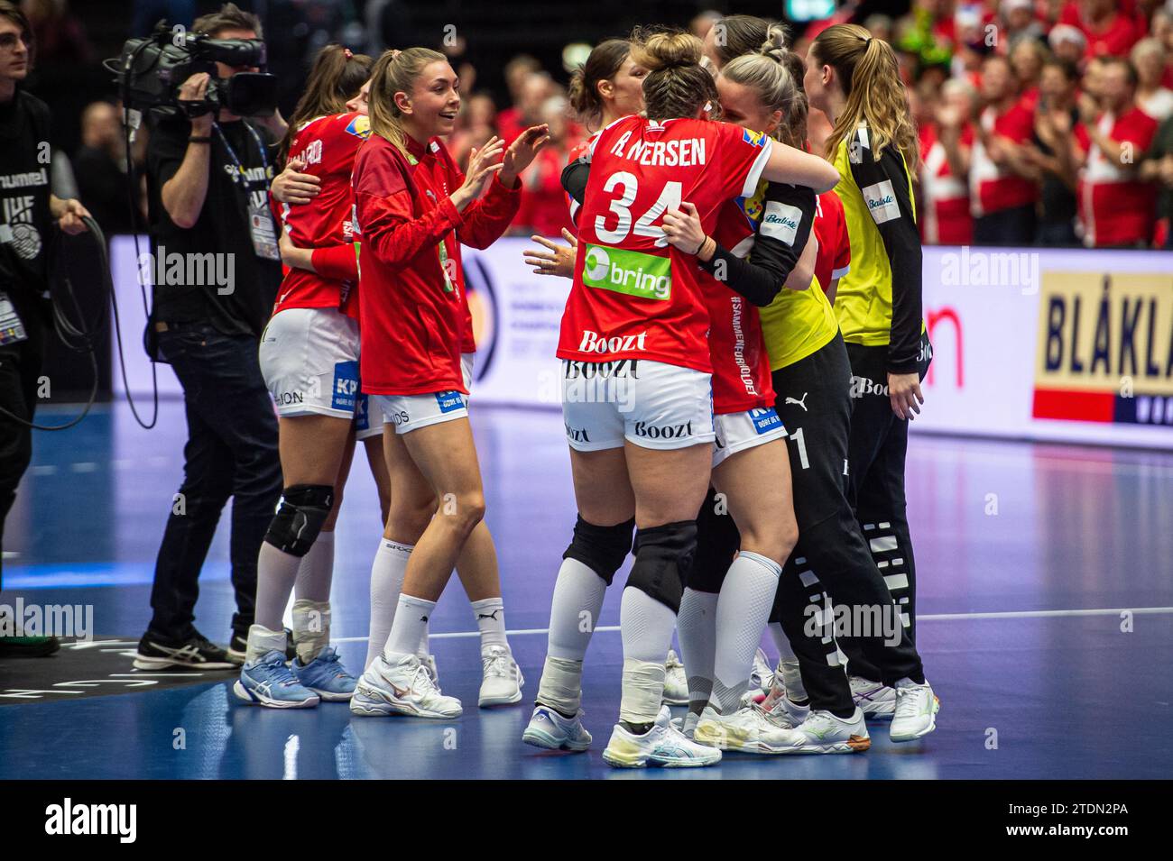 Herning, Denmark. 17th, December 2023. Rikke Iversen (34) of Denmark ...