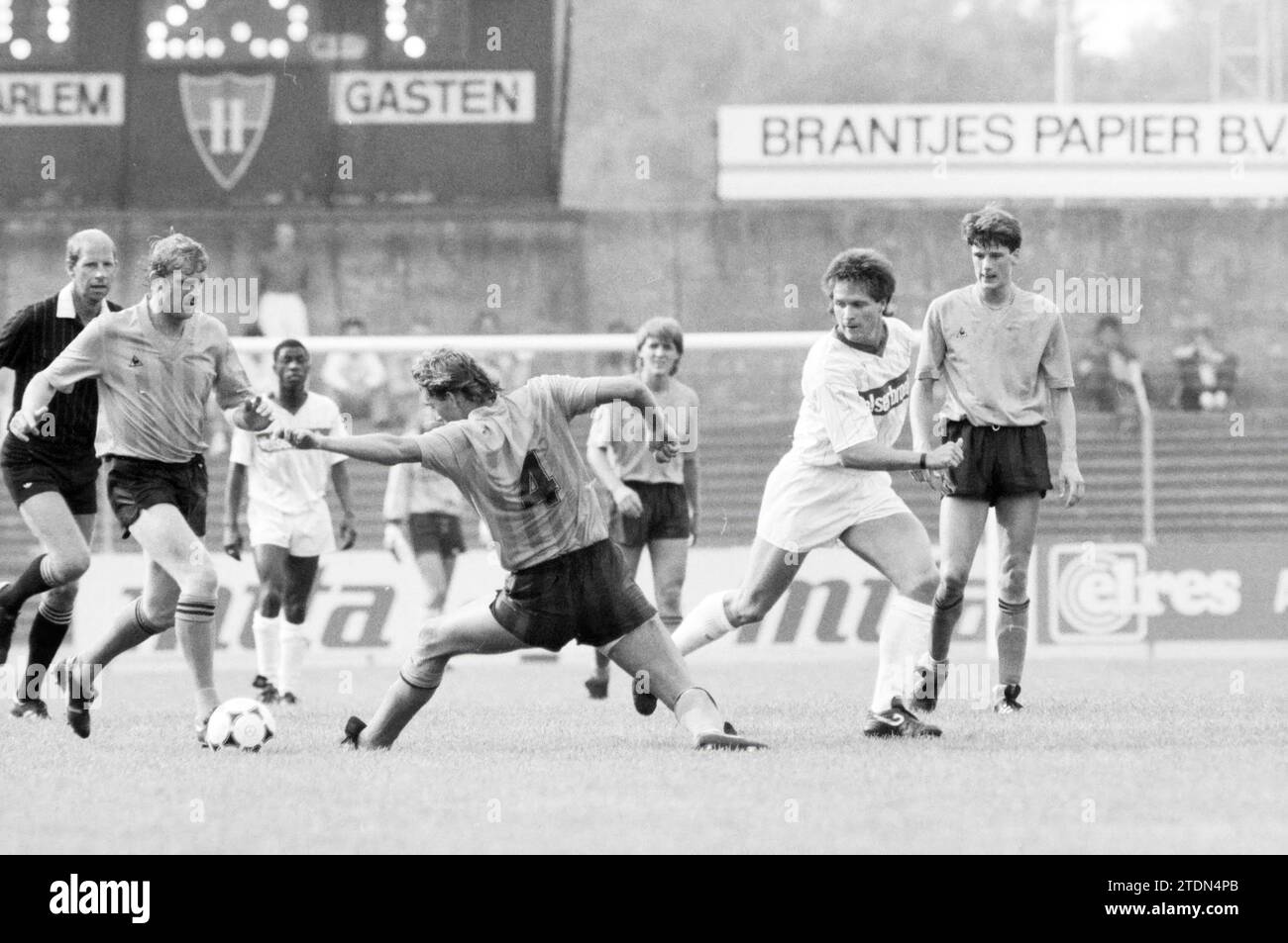 Haarlem cup: Telstar- Volendam, Football, 03-08-1986, Whizgle News from ...