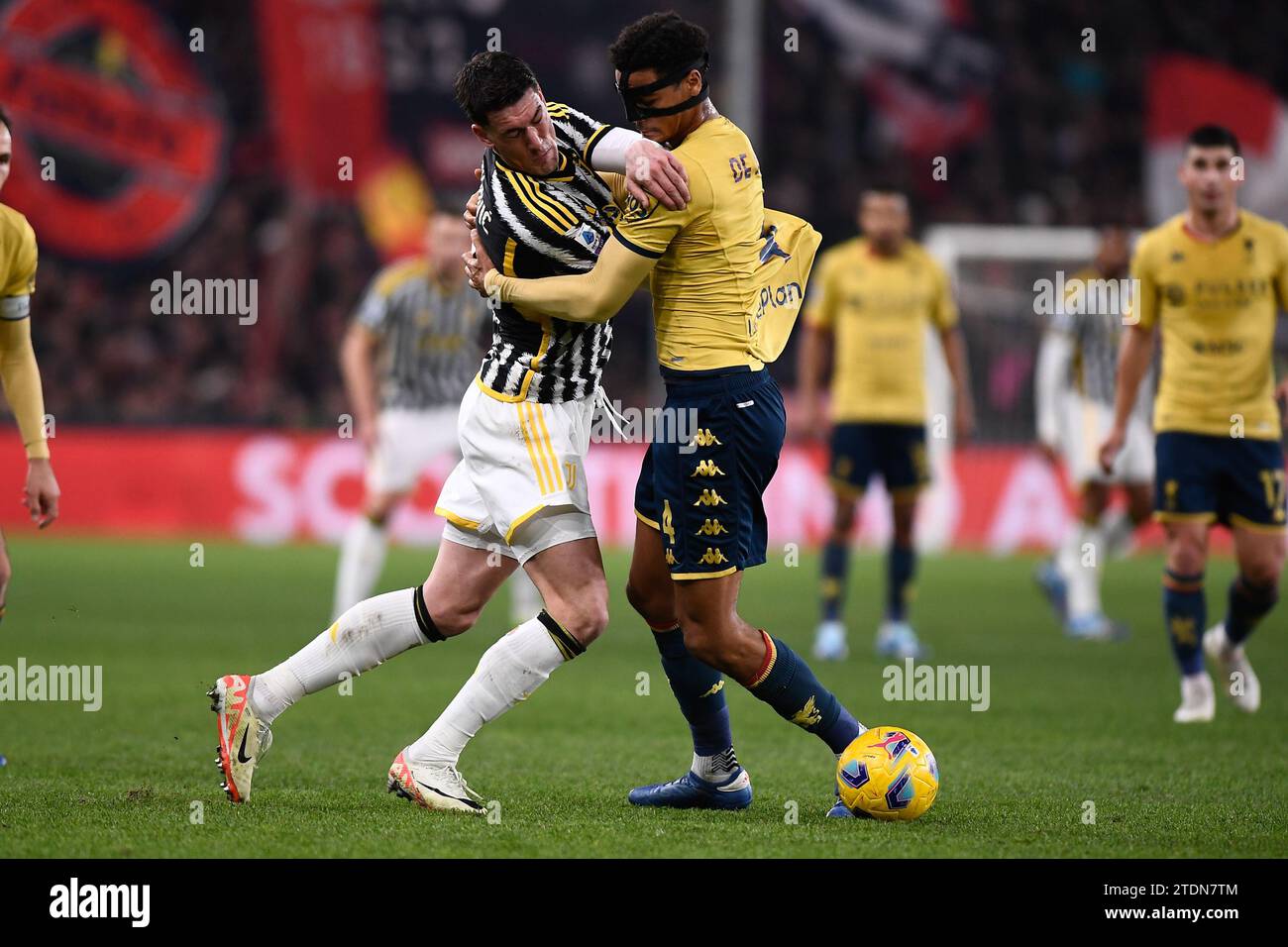 Dusan Vlahovic (Juventus), Koni De Winter (Genoa Cricket and Football ...